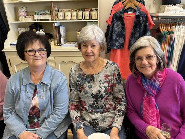 Ladies line the catwalk | Port Lincoln Times