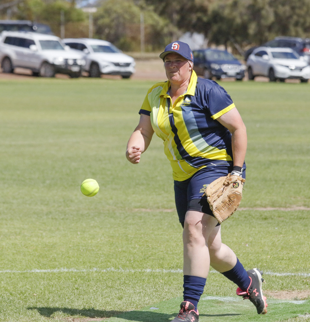 Squaws on the board | Port Lincoln Times